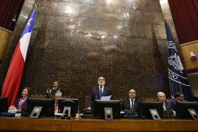 Presidente del Senado impulsa modernización de la estructura directiva ...